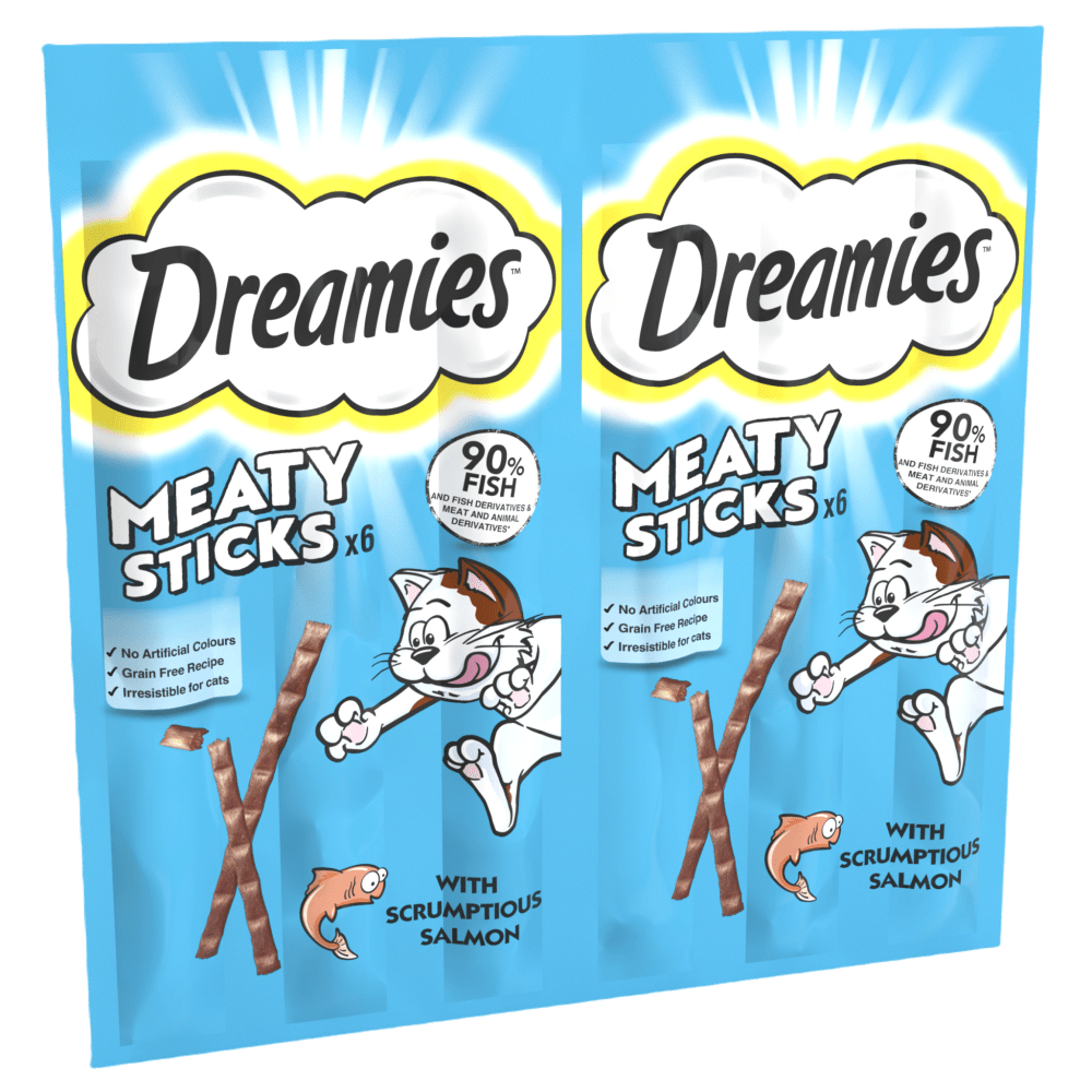 DREAMIES™ Meaty Sticks Adult Cat Treats with Scrumptious Salmon 30g