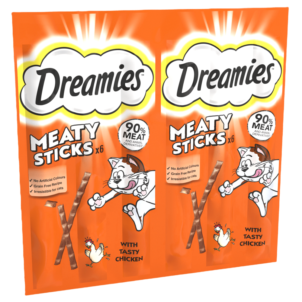 DREAMIES™ Meaty Sticks Adult Cat Treats with Tasty Chicken 30g